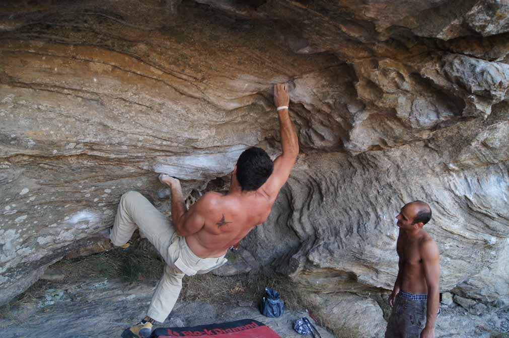 Climbing in Athens | Full Info and Topos