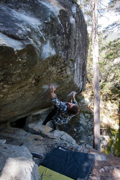 Bouldering in Magic Wood | Full Info and Topos