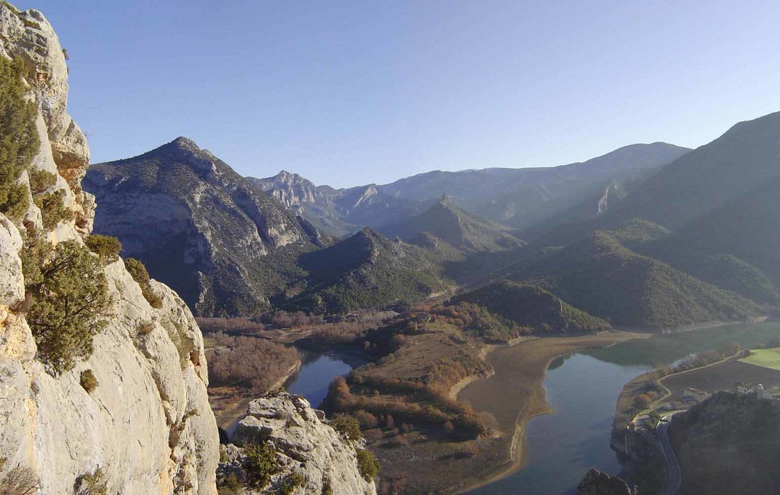 Climbing in Lleida | Complete climbing guide with maps and pictures