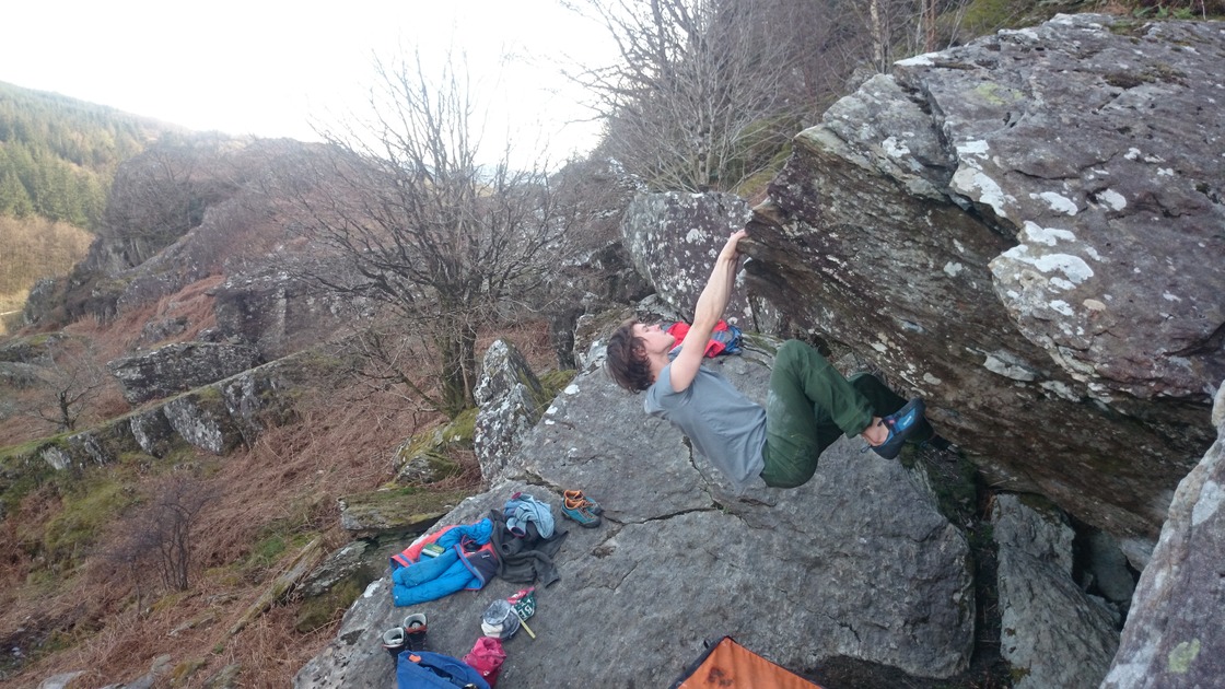 Bouldering in North-Wales