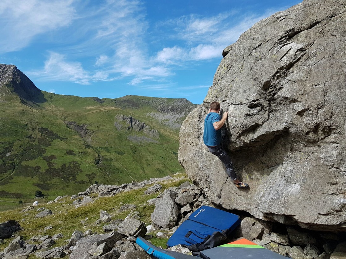 Bouldering in North-Wales