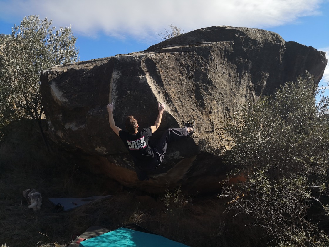 Bouldering in Alcañiz | Full info and Topos