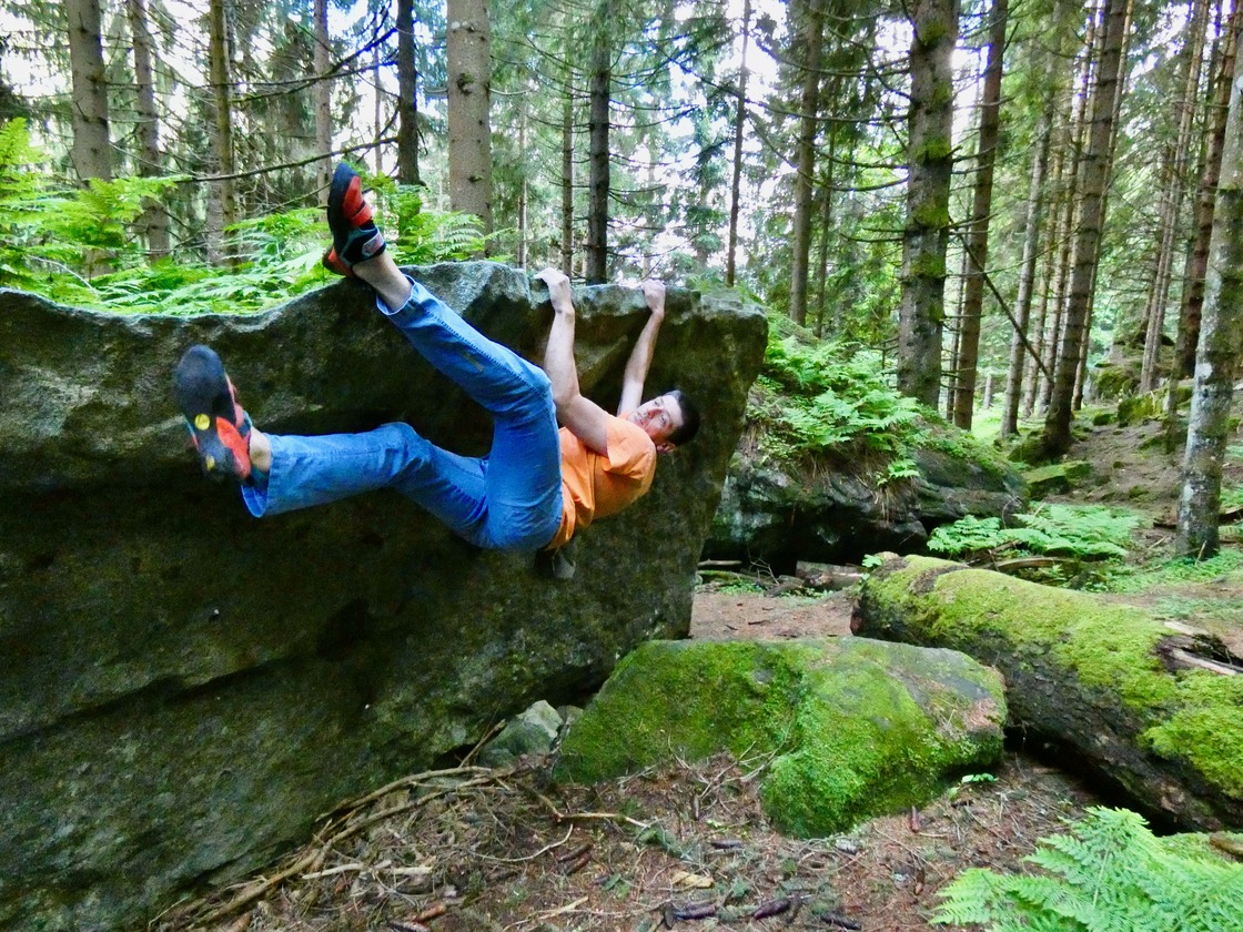 Bouldering in Val Daone | Climbing Guidebook with all info