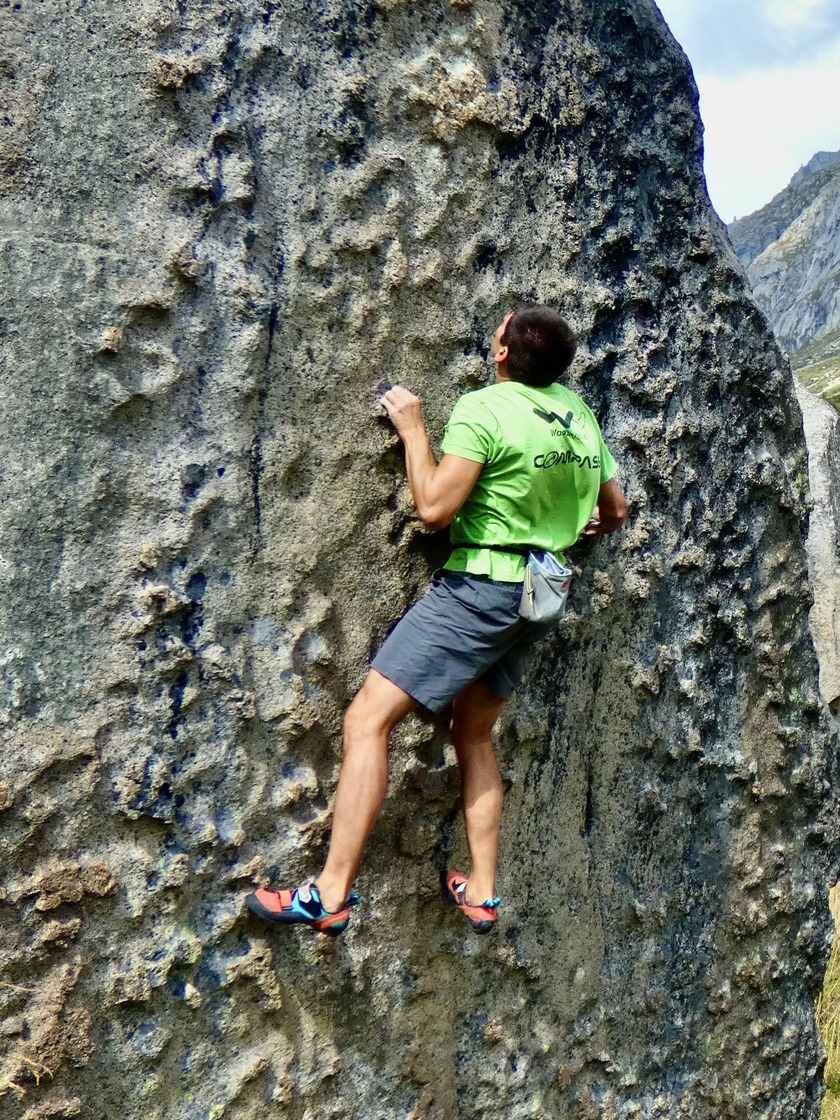 Bouldering in Val Daone | Climbing Guidebook with all info