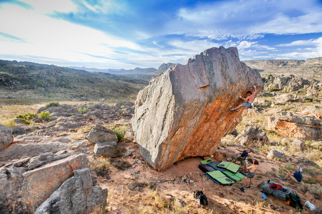 Bouldering in Rocklands, South Africa | Guidebook and Destination Info